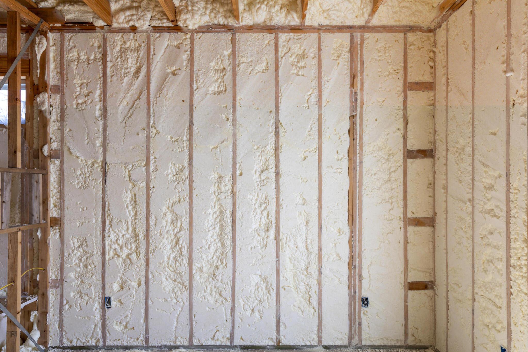 Spray Foam Insulation Modesto, CA | Straight Edge Insulation